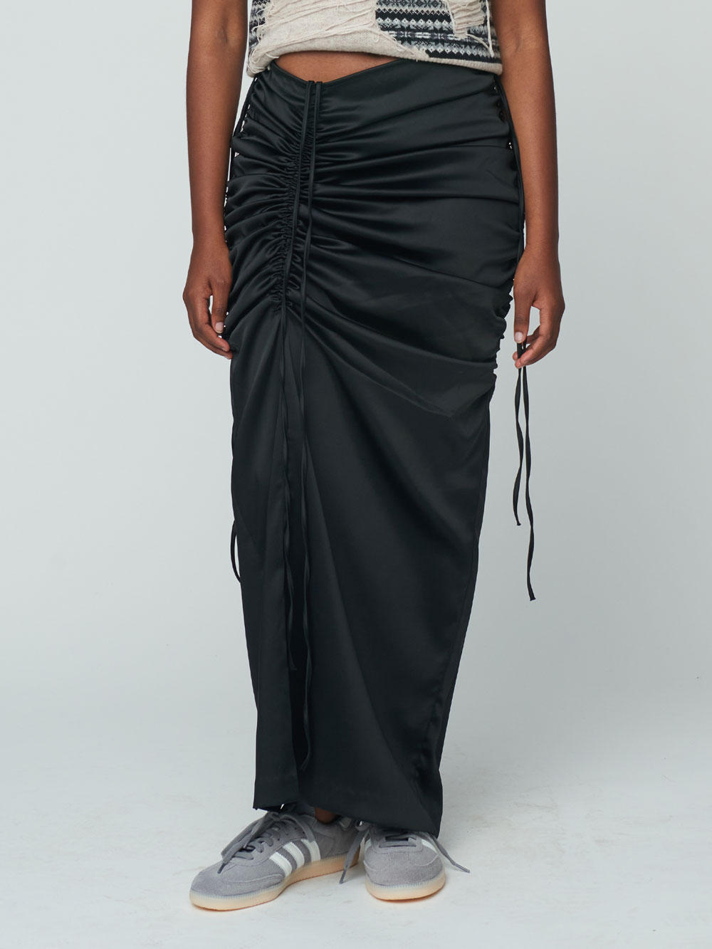 Yin Yang Sweater Bone – Wynn Hamlyn