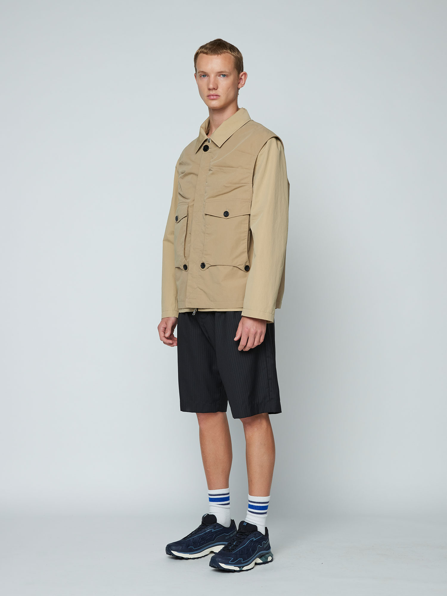 Mens Henry Vest/Jacket Tan – Wynn Hamlyn