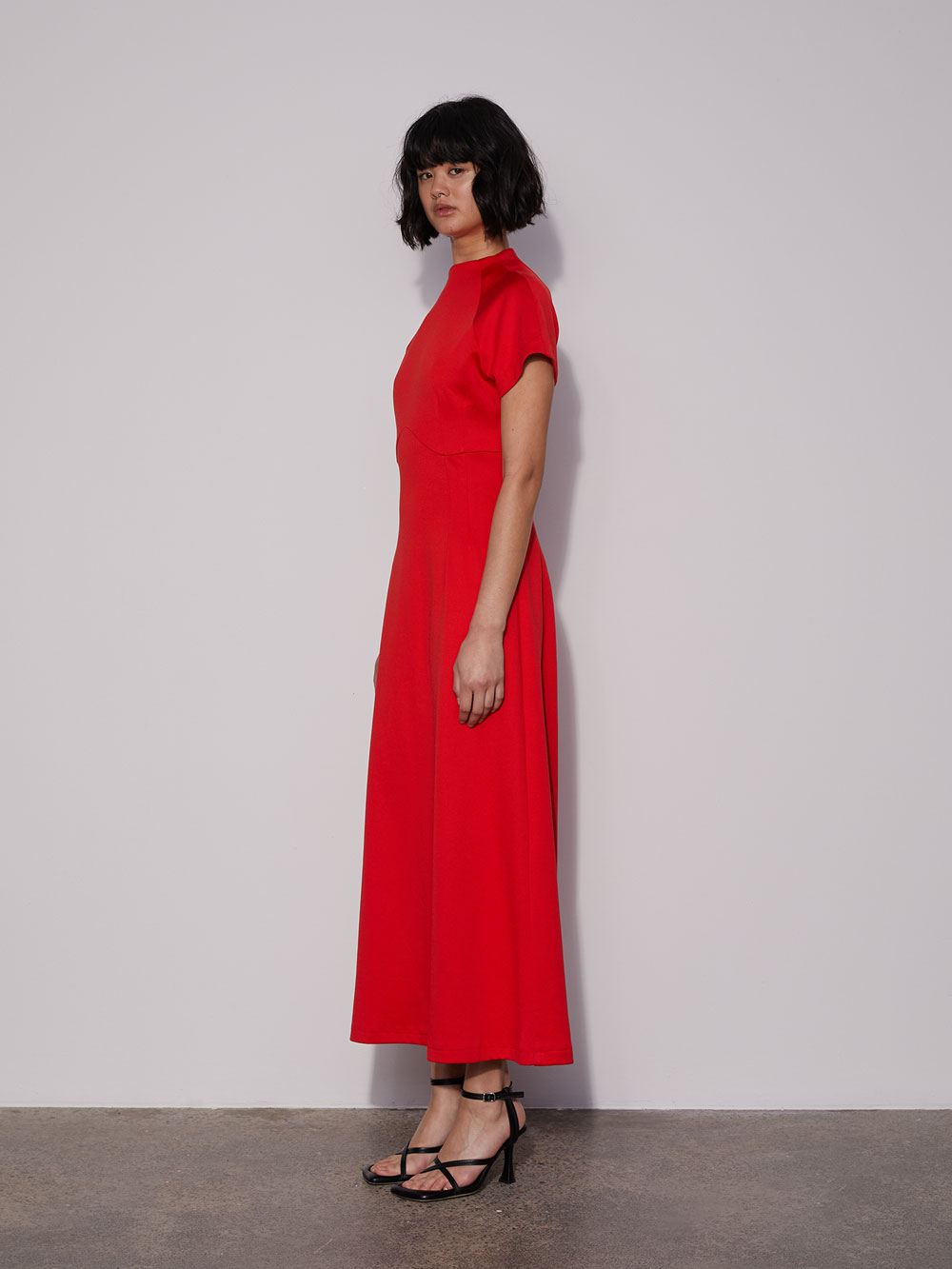 Winona Jersey Dress Red – Wynn Hamlyn